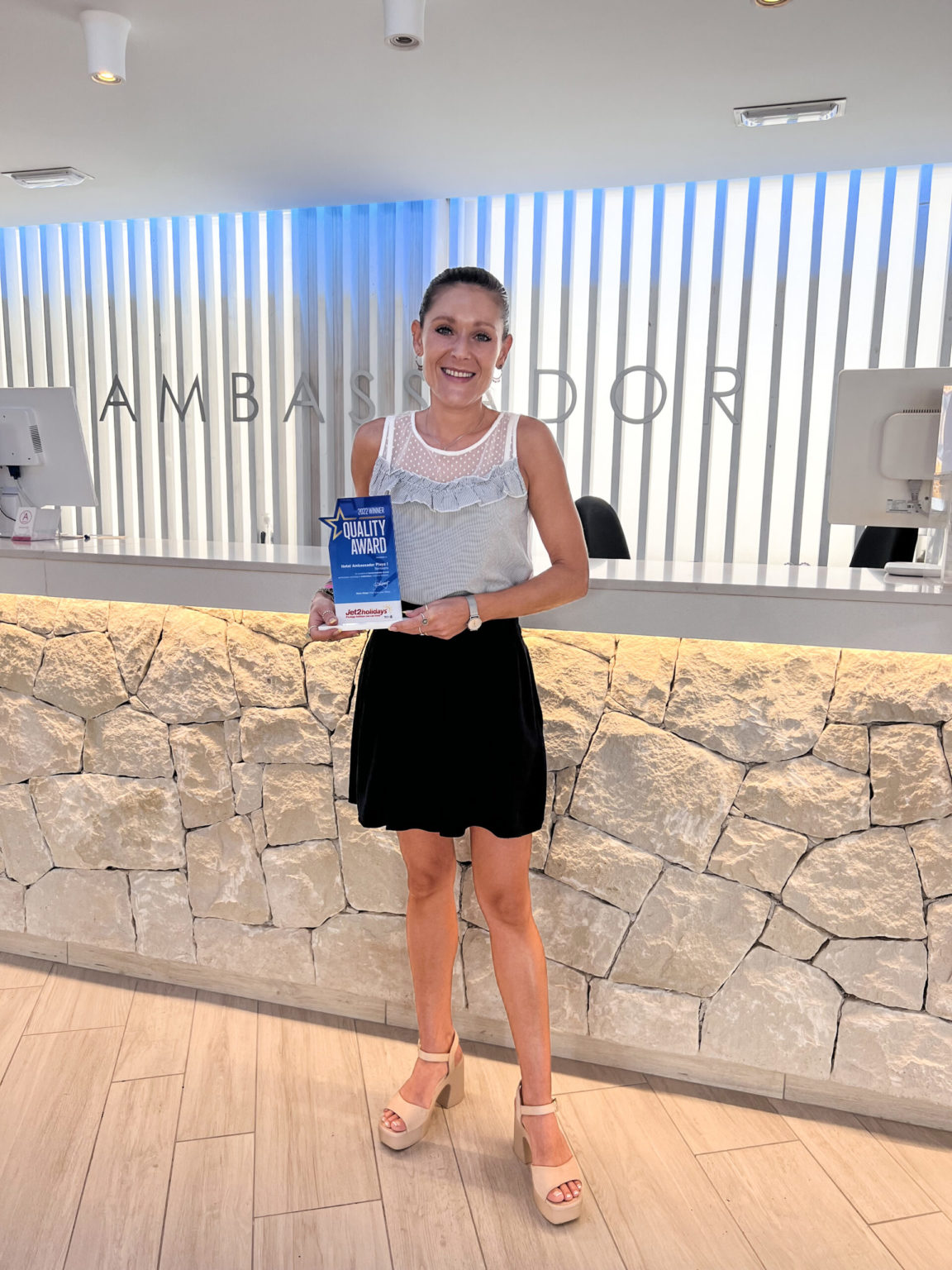 Grupo Hoteles Benidorm Premiado con los "Quality Awards" de Jet2 ...